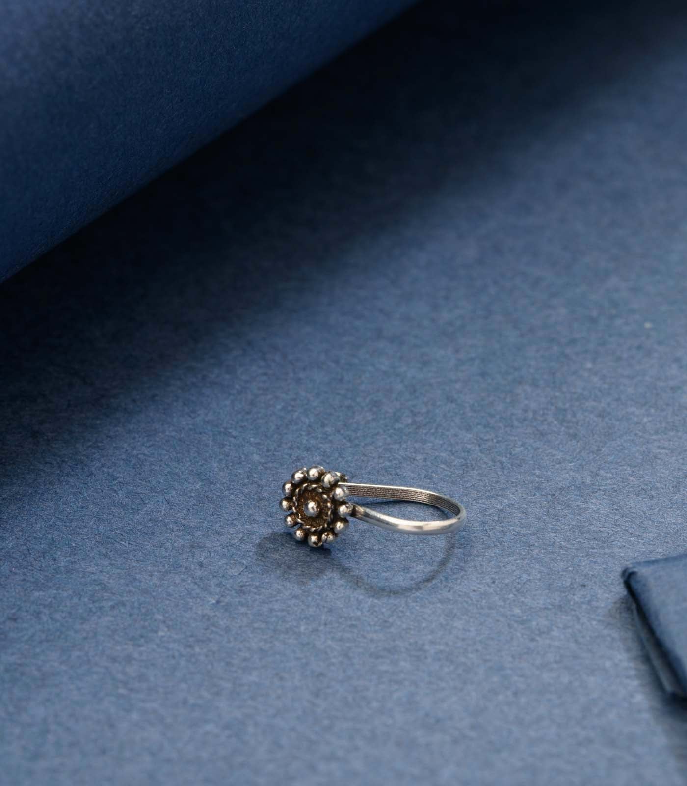 Buy silver nose pins online store